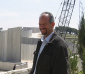 Israel Palestina:Jamal Juma, militante palestinocontra el Muro y los ...